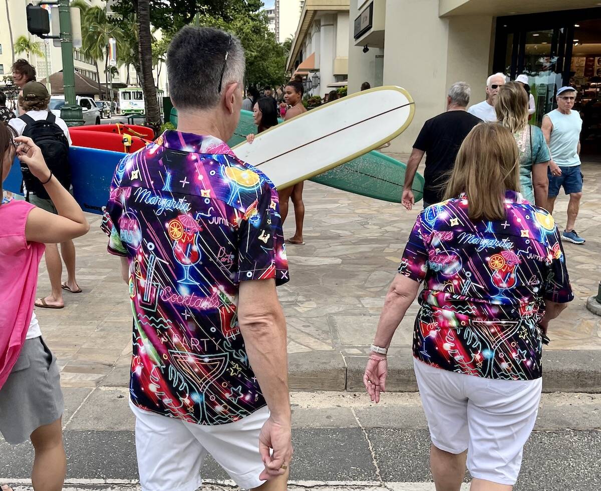 How to Not Look Like a Tourist in Hawaii